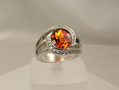 Luxury Gold Wedding Ring With Padparadscha | Miracle Wedding Rings