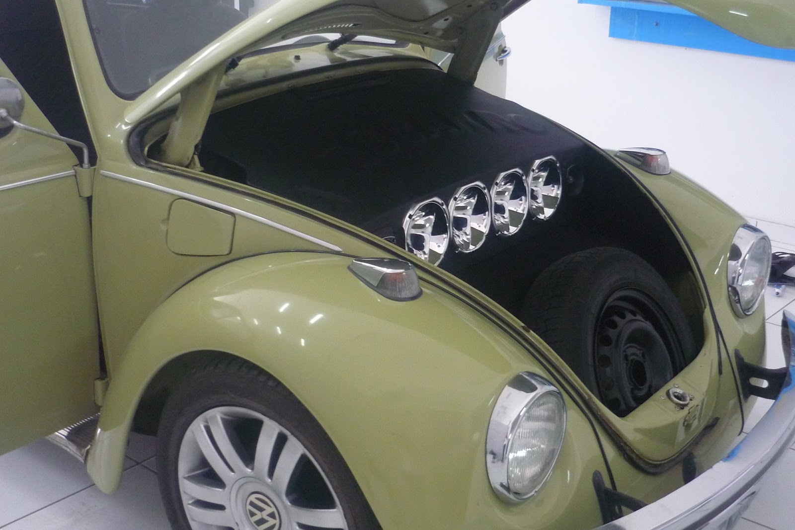 PROCARRO - Peças, Acessórios e Serviços Automotivos: Som Fusca 1980 - Fotos