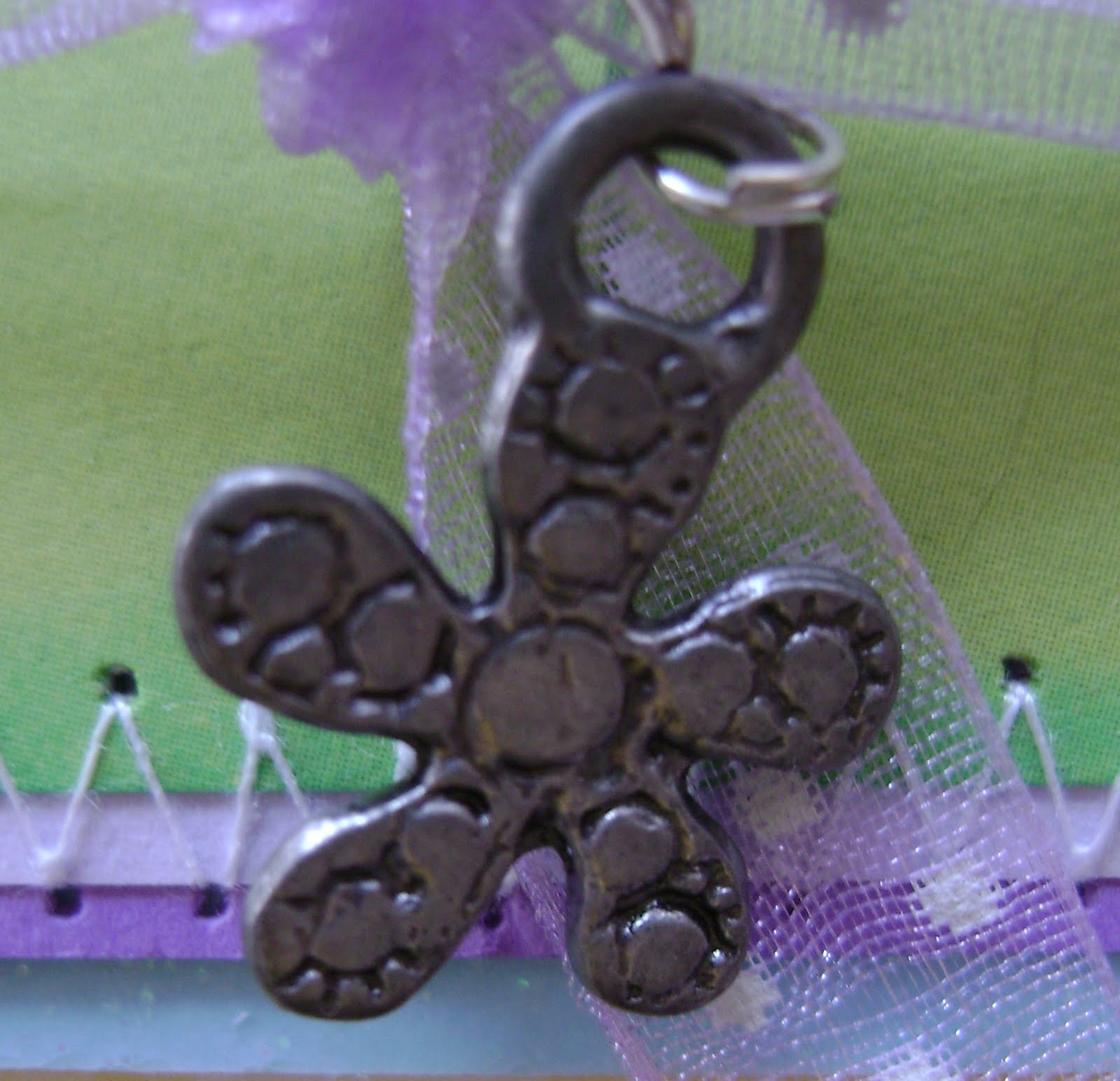 Alicazam: Scrapbook Layout 2: Easter