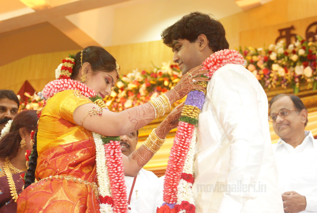 test: Vairamuthu Son Kabilan Marriage Stills, Kabilan Vairamuthu ...
