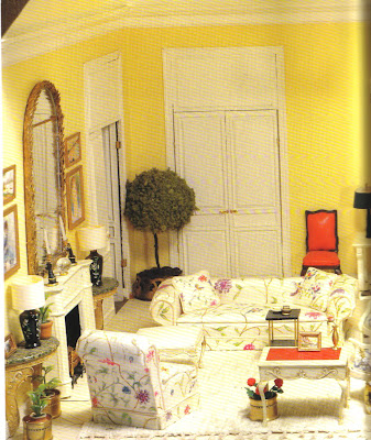 The Peak of Chic®: It's a Small World