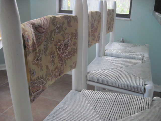 Two Shades of Pink: Simple Chairback Covers Made From Placemats