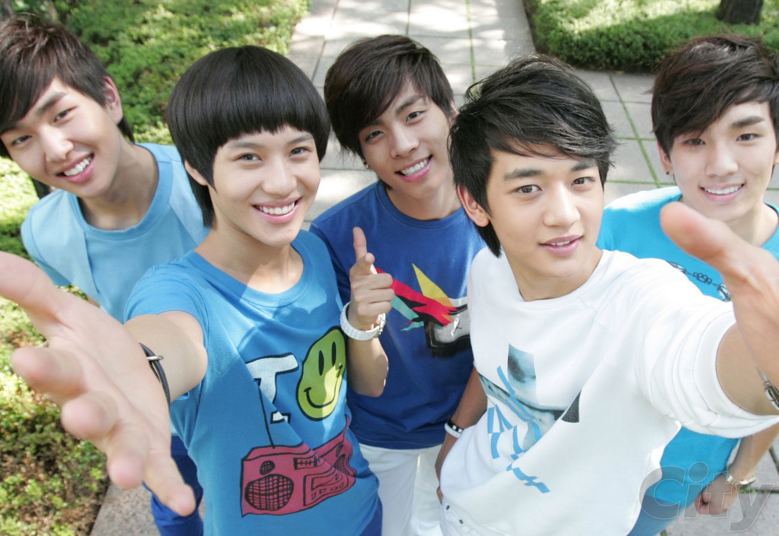 Welcome all :): All about SHINee