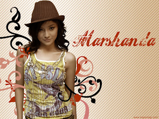 Beautiful Girl Pictures: Marshanda Wallpaper Girl