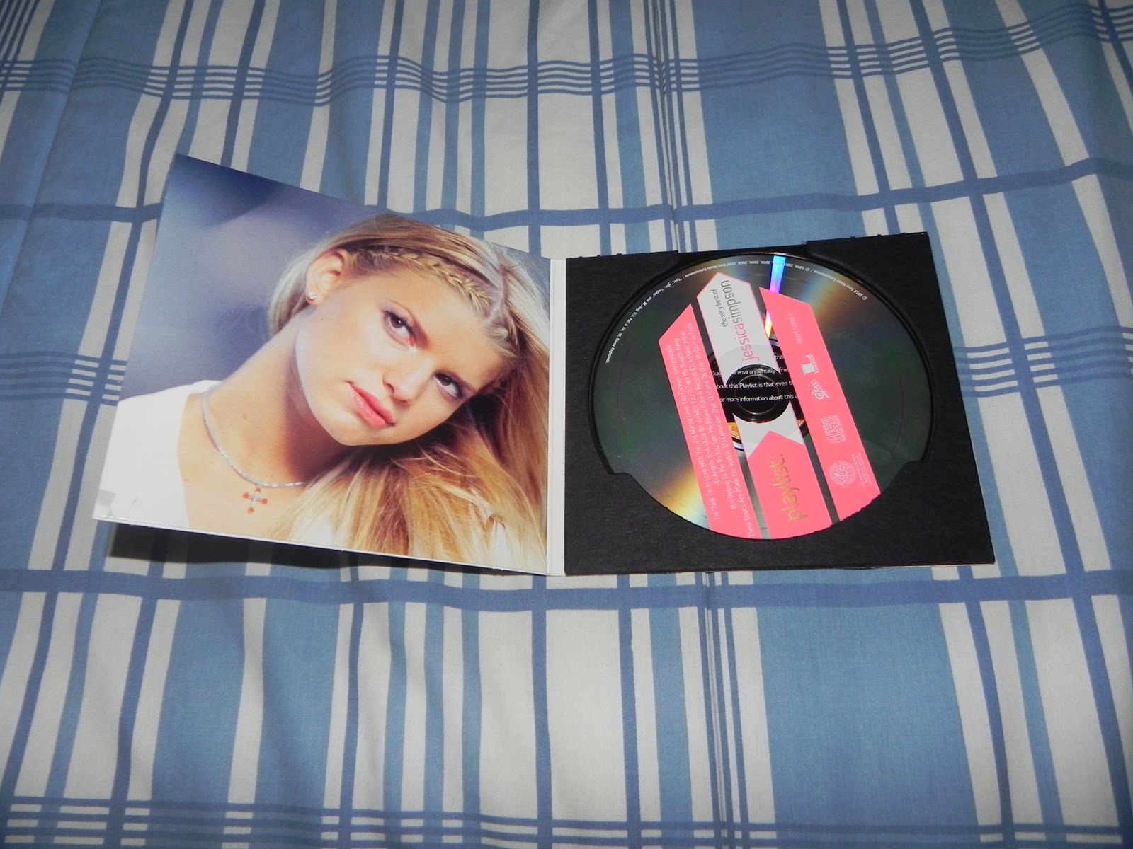 Publicafé Collection: CD Playlist: The Very Best Of Jessica Simpson