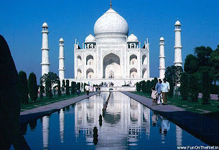 hot hottest: History of Taj Mahal