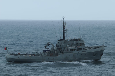 SHIPS & THE SEA - BLOGUE dos NAVIOS e do MAR: SCHULTZ XAVIER no Funchal