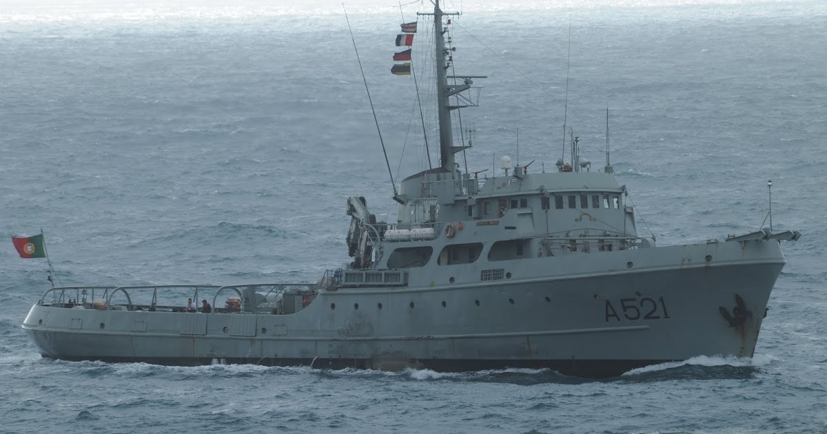 SHIPS & THE SEA - BLOGUE dos NAVIOS e do MAR: SCHULTZ XAVIER no Funchal