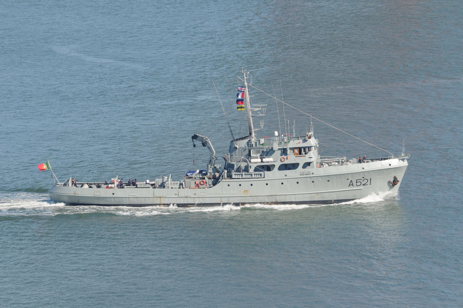 SHIPS & THE SEA - BLOGUE dos NAVIOS e do MAR: NRP SCHULTZ XAVIER de ...