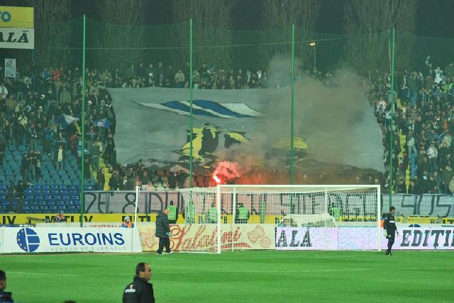Fenomenul Ultras: Grupari "ULTRAS" - ROMANIA