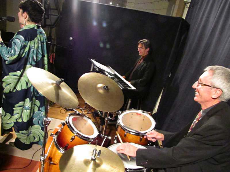 Canberra Jazz blog: CosmoCab