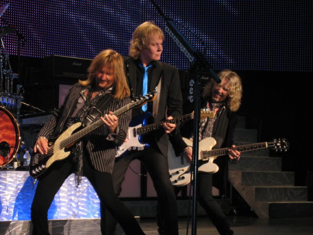 CHAMBERS OF ROCK: Foreigner, Styx and Kansas live at DTE Energy Music ...