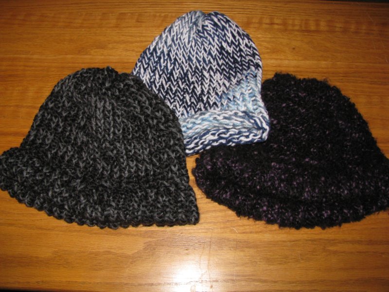 Rad Linc Crafts: Pledging Beanies