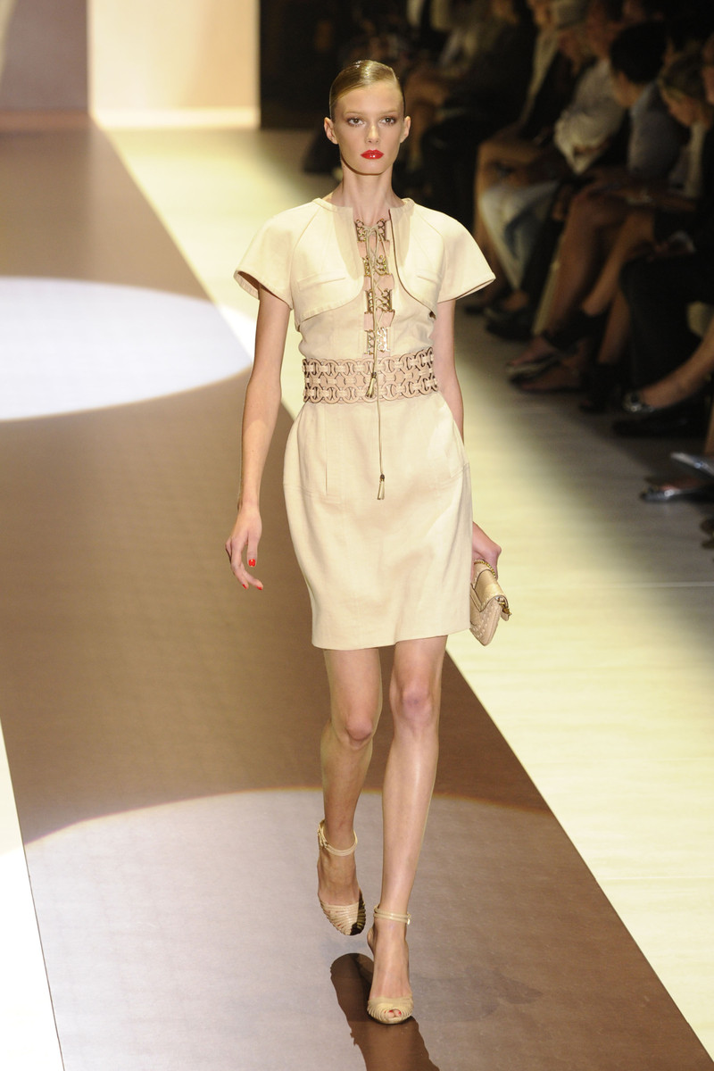 VOGUE: Milan, mode, Prêt à porter, gucci, haute-couture