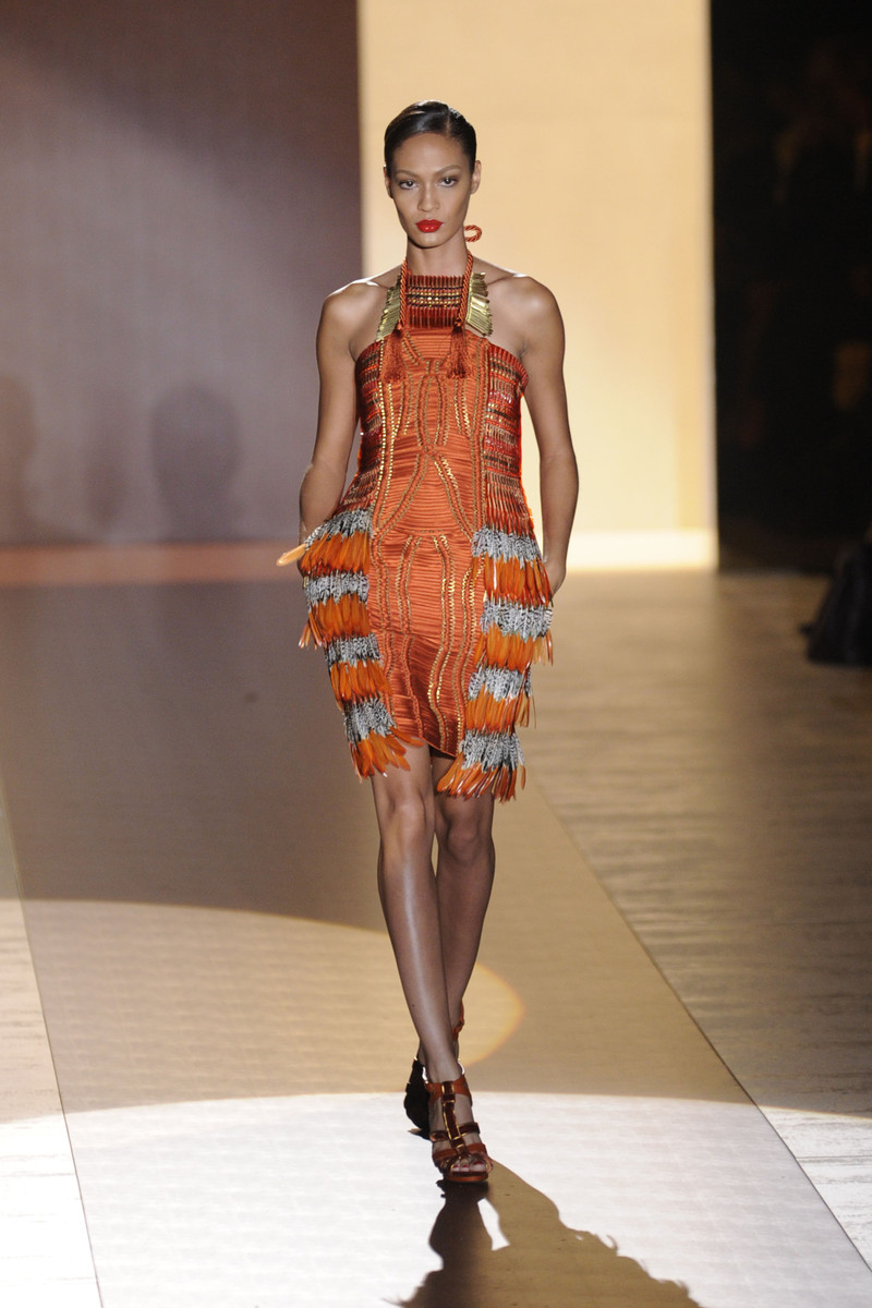 VOGUE: Milan, mode, Prêt à porter, gucci, haute-couture