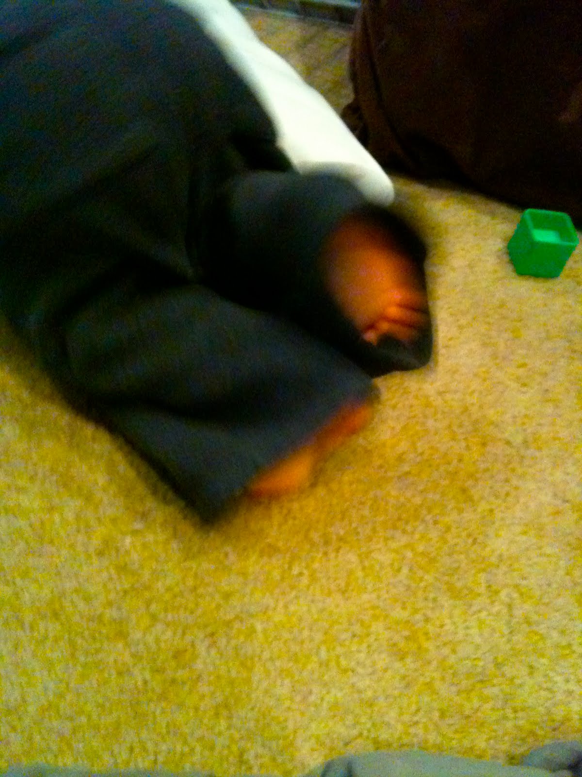 Burger QUEEN: Miracle Feet!