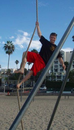 begin to dig: Body weight training - with expert trainer Dennis Frisch ...