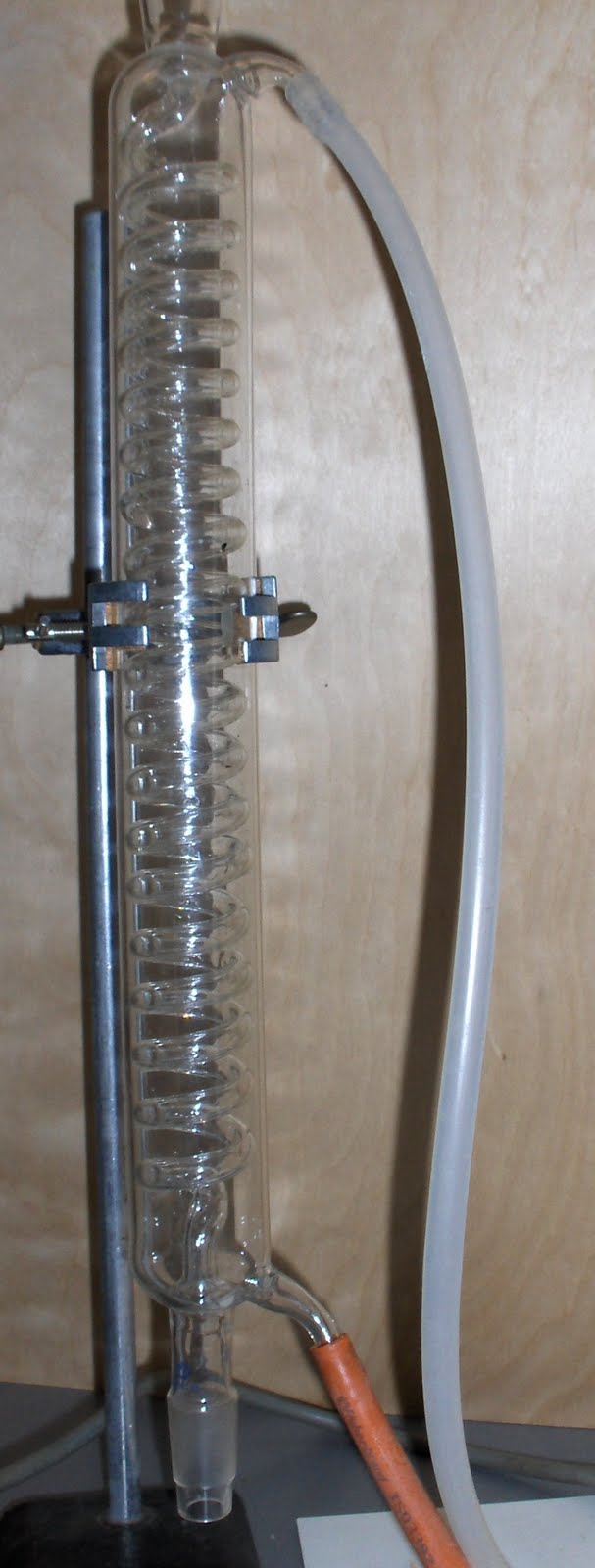 distillingherbs: Steamdistillation of lavender, eucalyptus and citruspeel