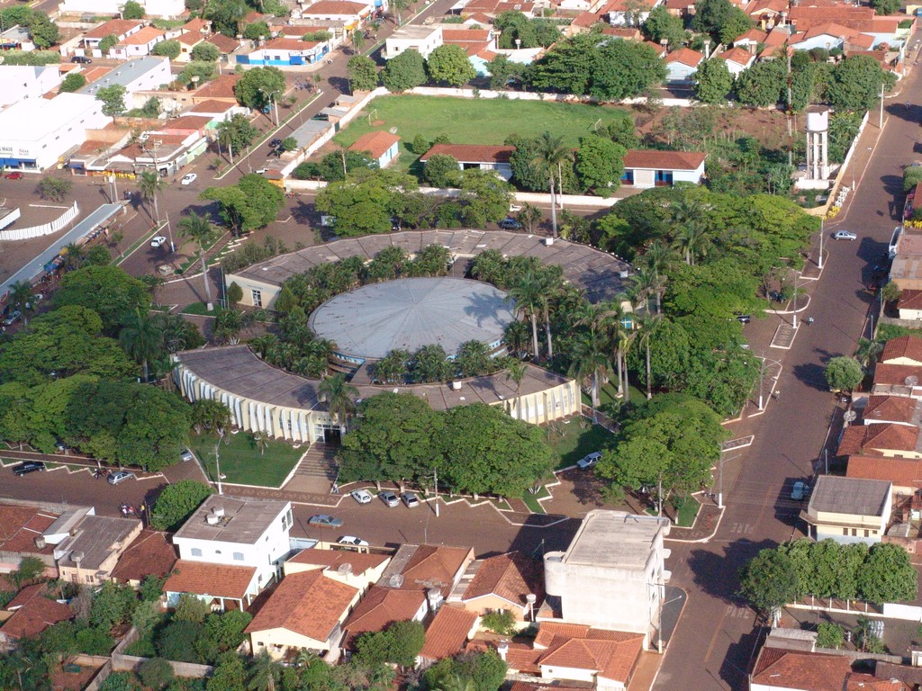 QUIRINÓPOLIS EM DESTAQUE: FOTOS DE QUIRINÓPOLIS