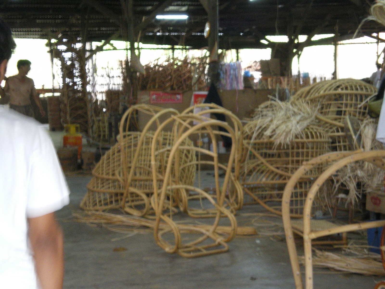 Our visit to a Rattan factory | Asiacrafts Collection