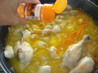 COCINA FACIL EN IMAGENES: POLLO EN AMARILLO