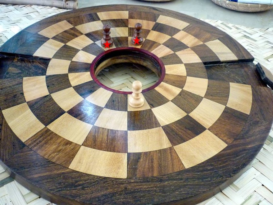 Circular Chess : the complete rules
