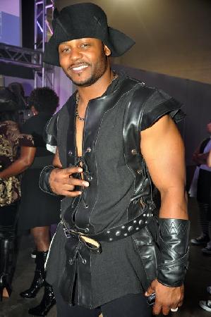 Anatomy Noir: Mr. Ed Hartwell