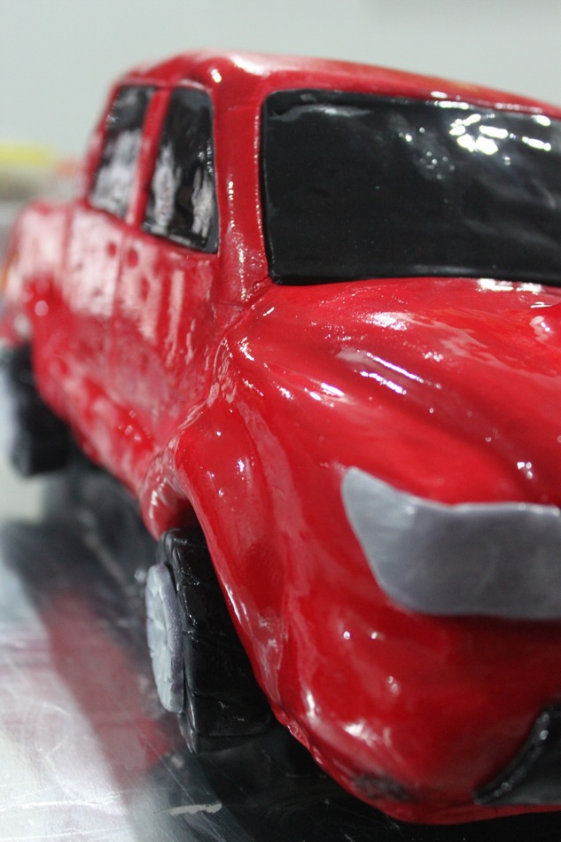 CitsCakes: Red toyota Hilux cake~
