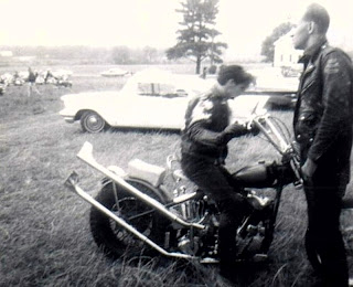 TWentYThr33BRrickSForeVer: ROAD VULTURES MC