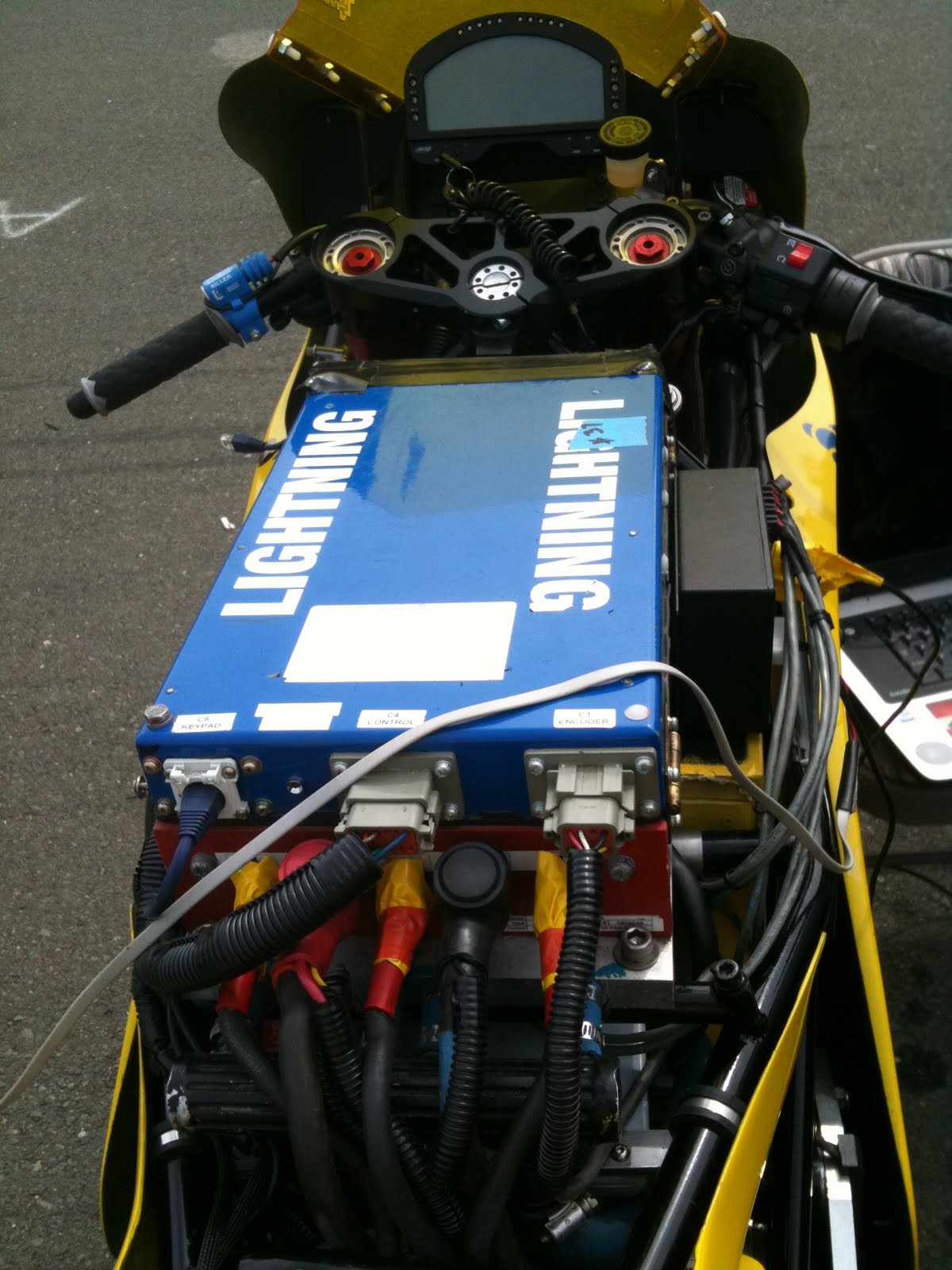 Superbike Featuring Balqon's Electric Drive System Wins TTXGP eGrand ...