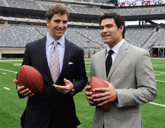 DAVID DUST: NYC's Cute Quarterbacks