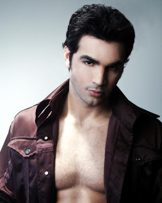 DAVID DUST: Hottie of the Day - Ojani Noa