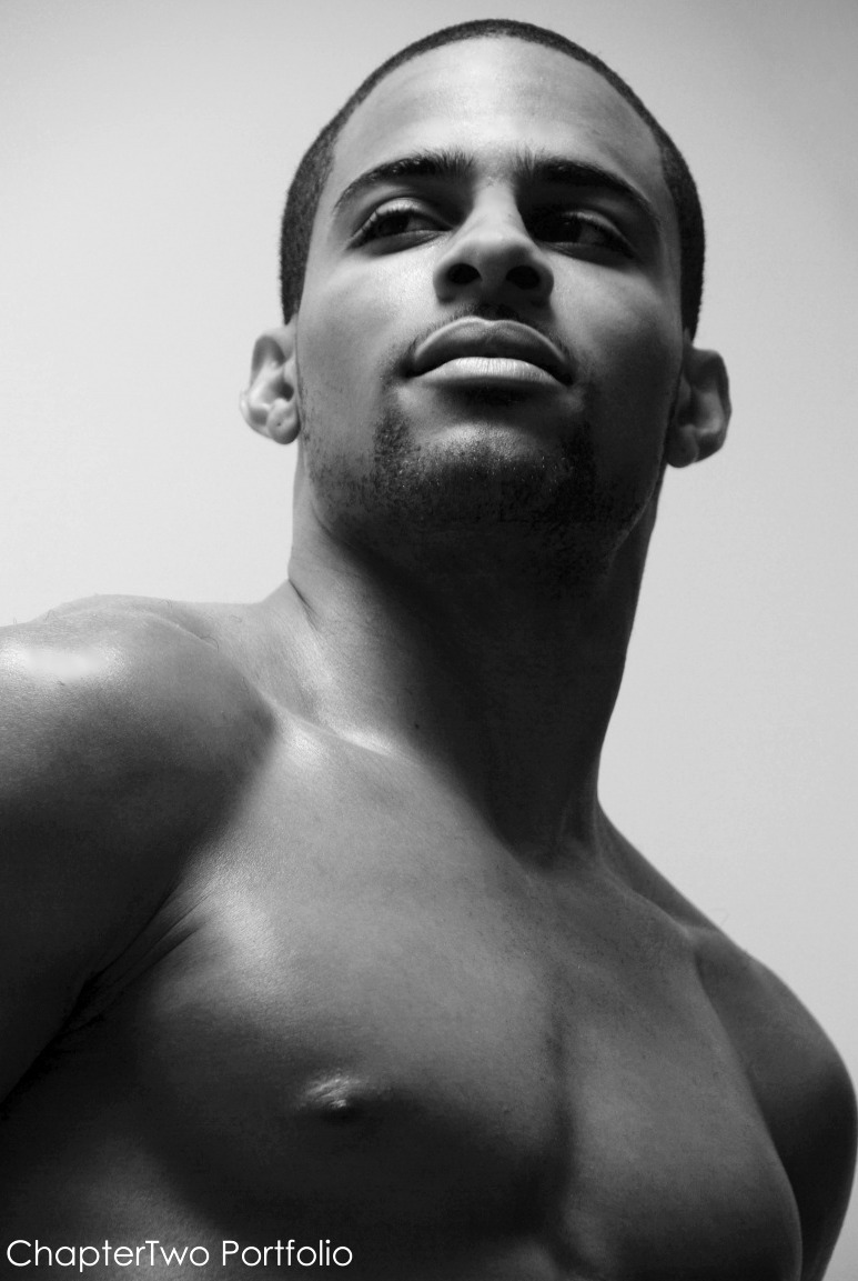 DAVID DUST: Featured Model - DeCoyeia