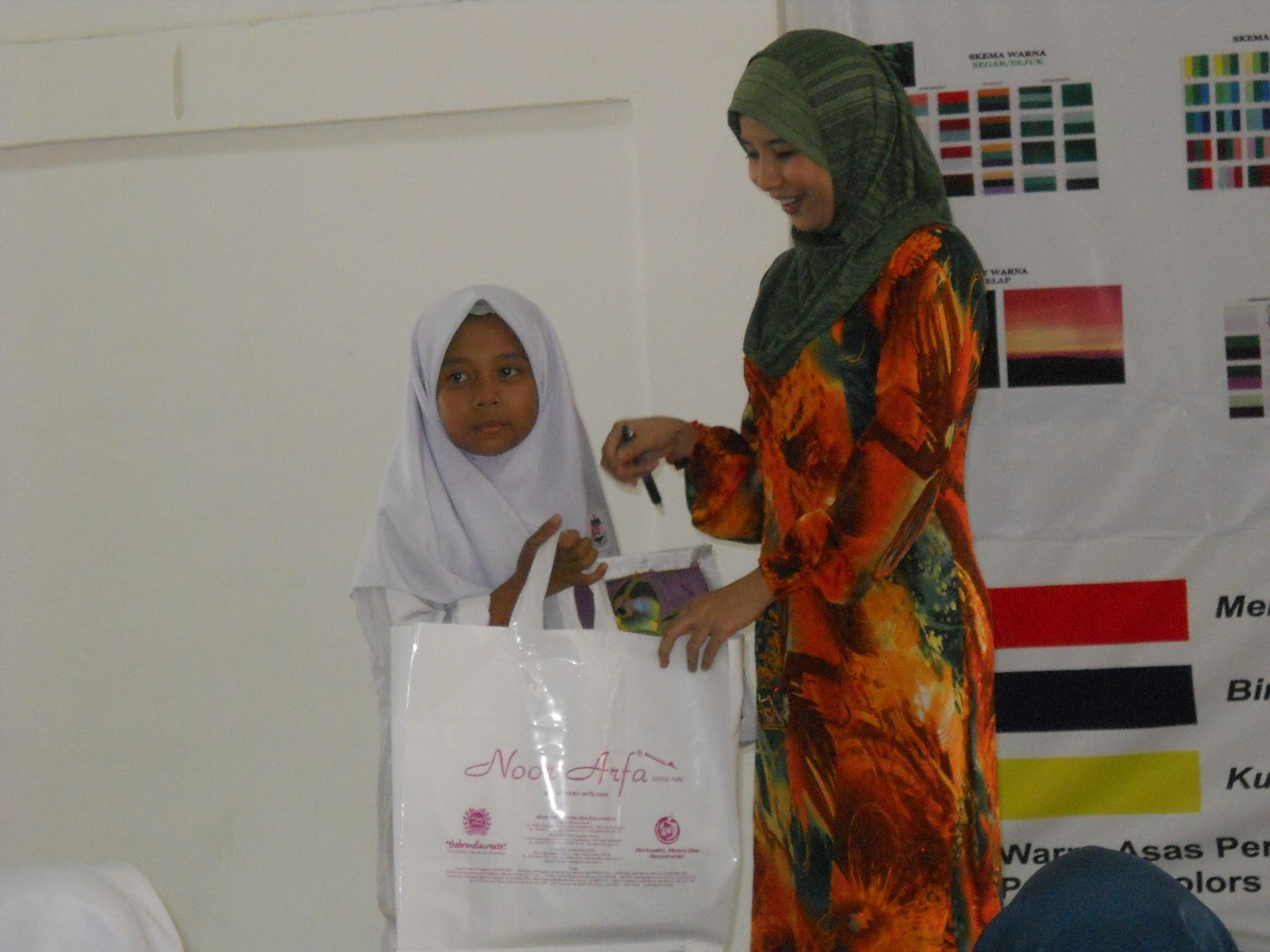 MELAKA BATIK HOUSE by NOOR ARFA: DIY BATIK DARI SK. SEMPANG, MERLIMAU ...