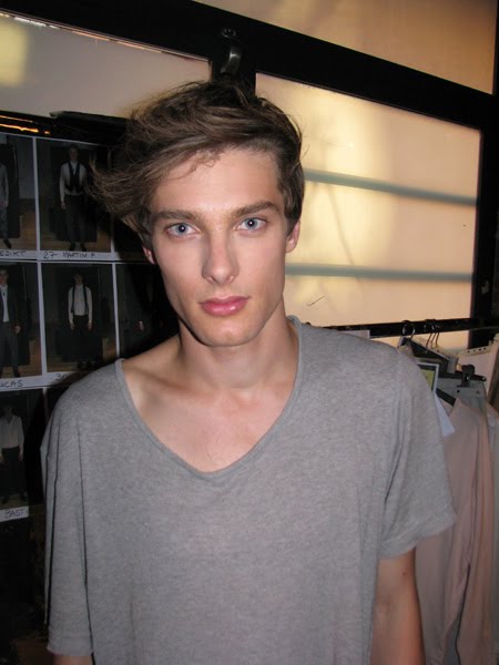 Nob: Models - Milan Fashion Week Spring/Summer 2011