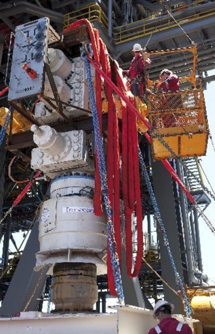 Mountain Vision: BP Plan to Replace Cap on Well (Video) *Replace LMRP ...