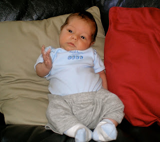 WE ARE A HAPPY FAMILY: What a fat baby you have!