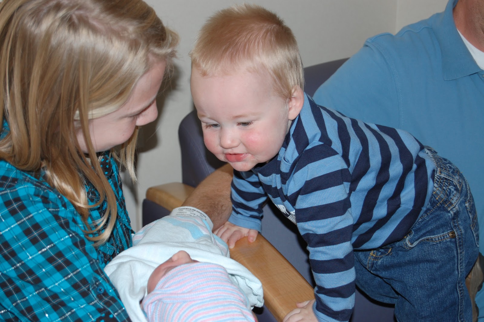 Fuhriman Family: Baby Bronson