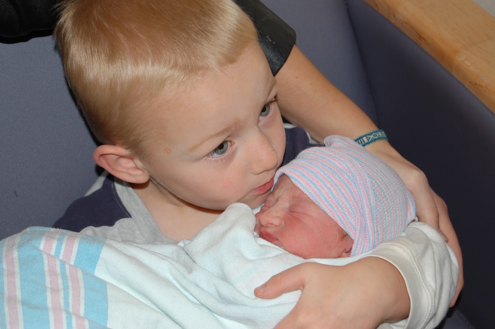 Fuhriman Family: Baby Bronson