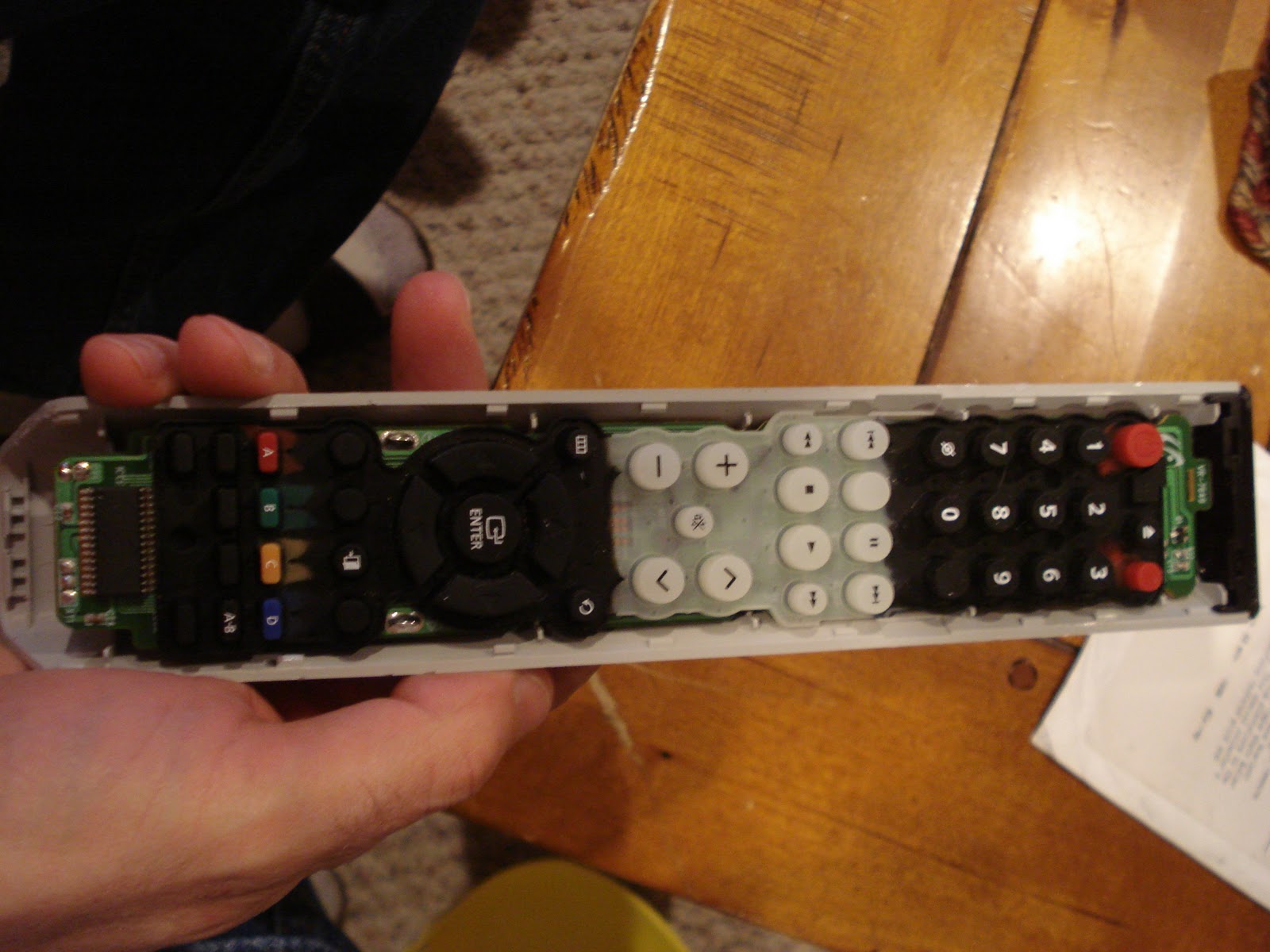 Noetic Brainwaves: Fixing TV remote control