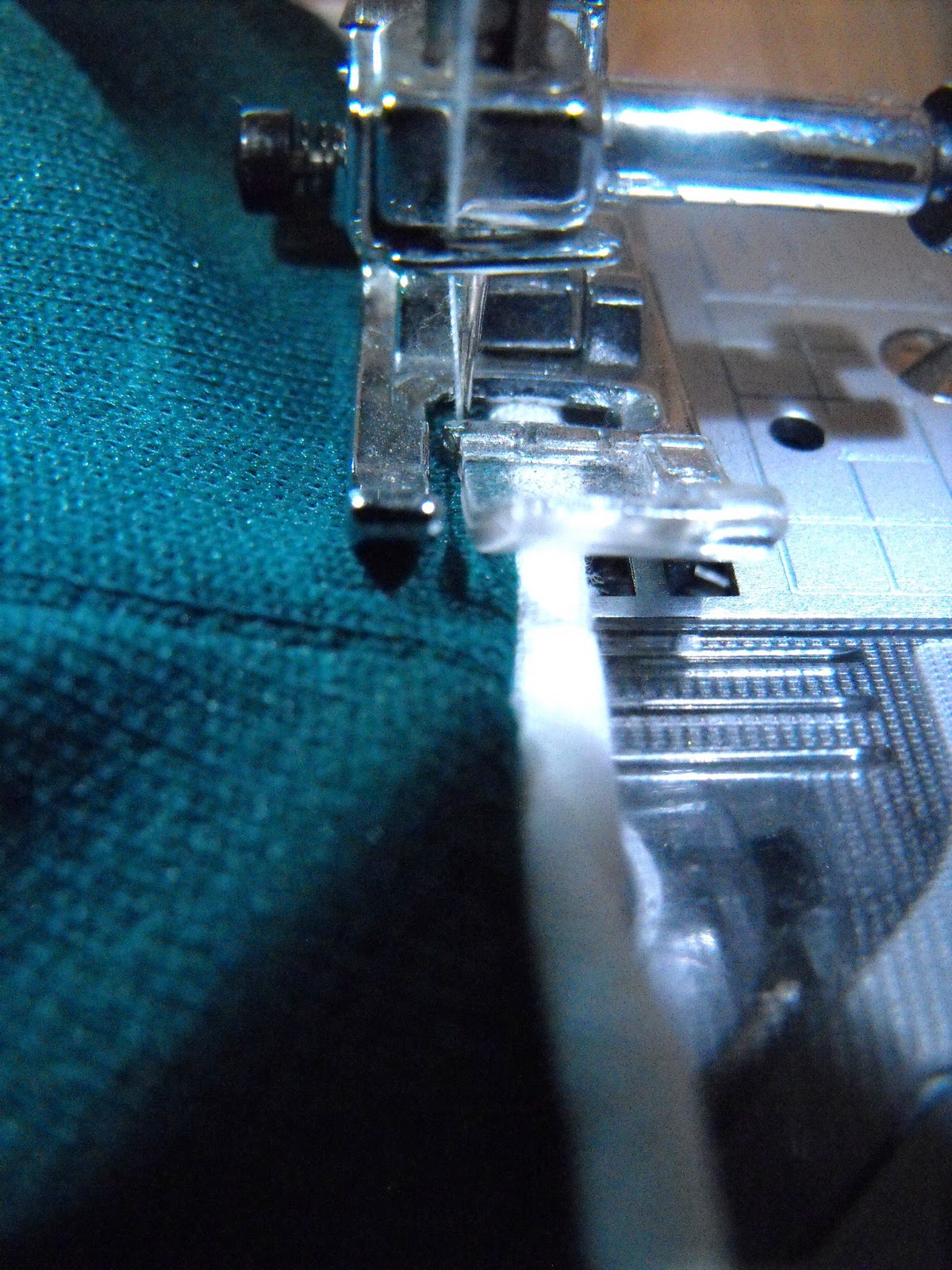 Ruby Murrays Musings: Refashion Tutorial 1. Using Piping to finish a ...