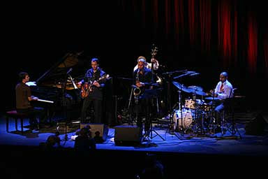 Just Announced: Kurt Rosenwinkel Standards Trio - LPR