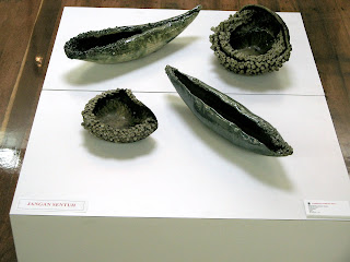ilham ceramic studio: KARYA PERTAMA MEMASUKI PAMERAN PADA TAHUN 2004