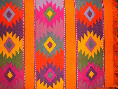mandarine: Mayan textiles