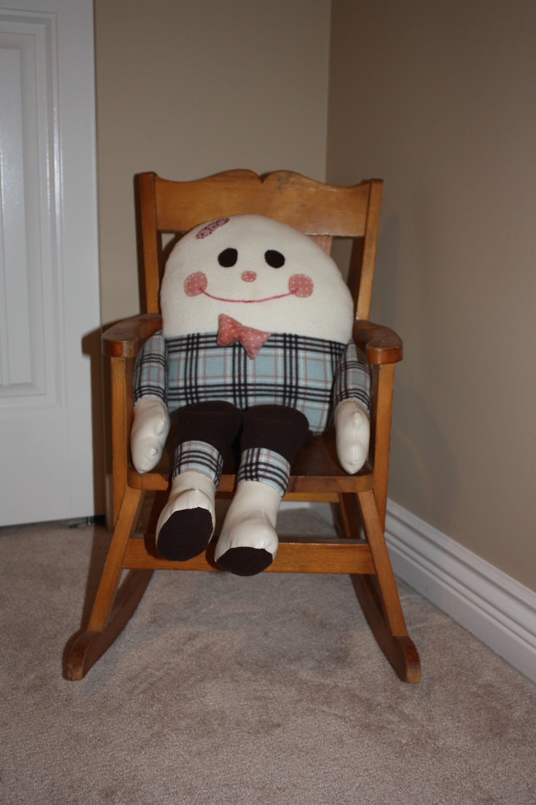 Confessions of a Skateboarding Widow: Humpty Dumpty Sat on a .... Chair