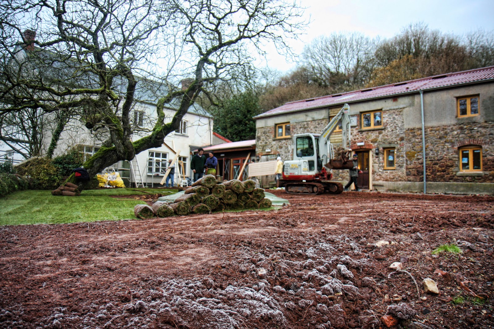 Building Nut Tree Farm - The new lawn - Ashcombe Cottages