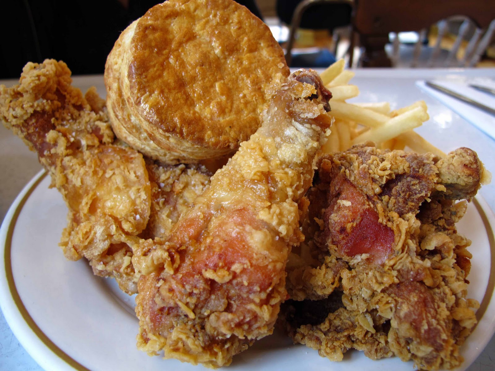 Amuse * Bouche: A li'l bit o' chicken fry: Hill Country Chicken vs ...