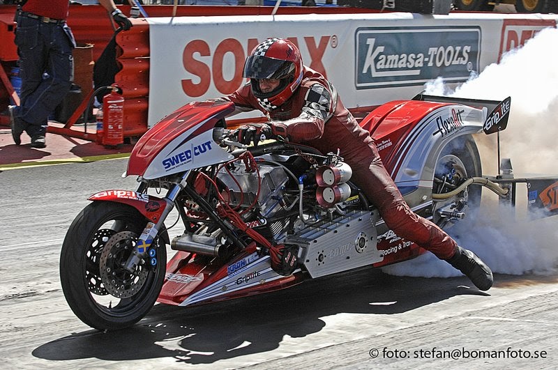 Motocylopedia: Motorsport of the Month: Drag Racing