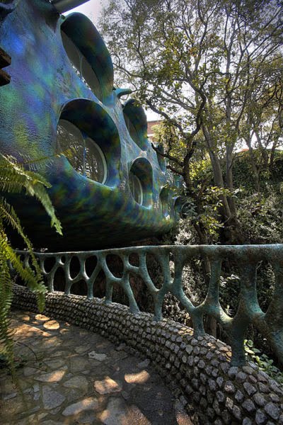 Snake Shaped House - 33 Pics | home appliance