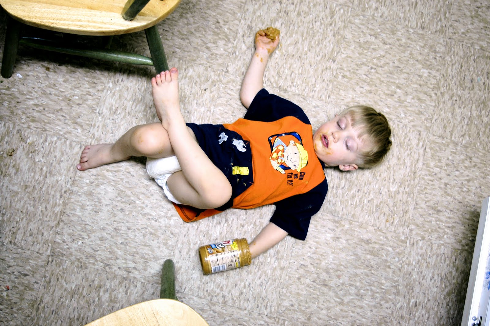 Midget Invasion: The Amazing Sleeping Logan